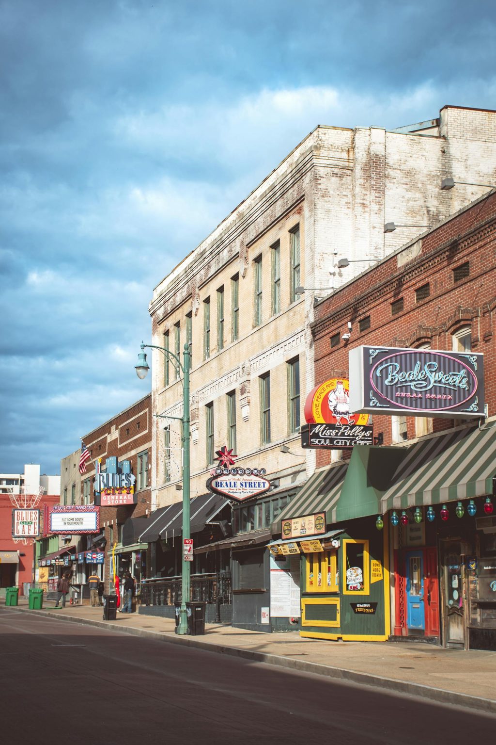 14 U.S. Travel Ideas That Break Down When You Notice the Policing – Her ...