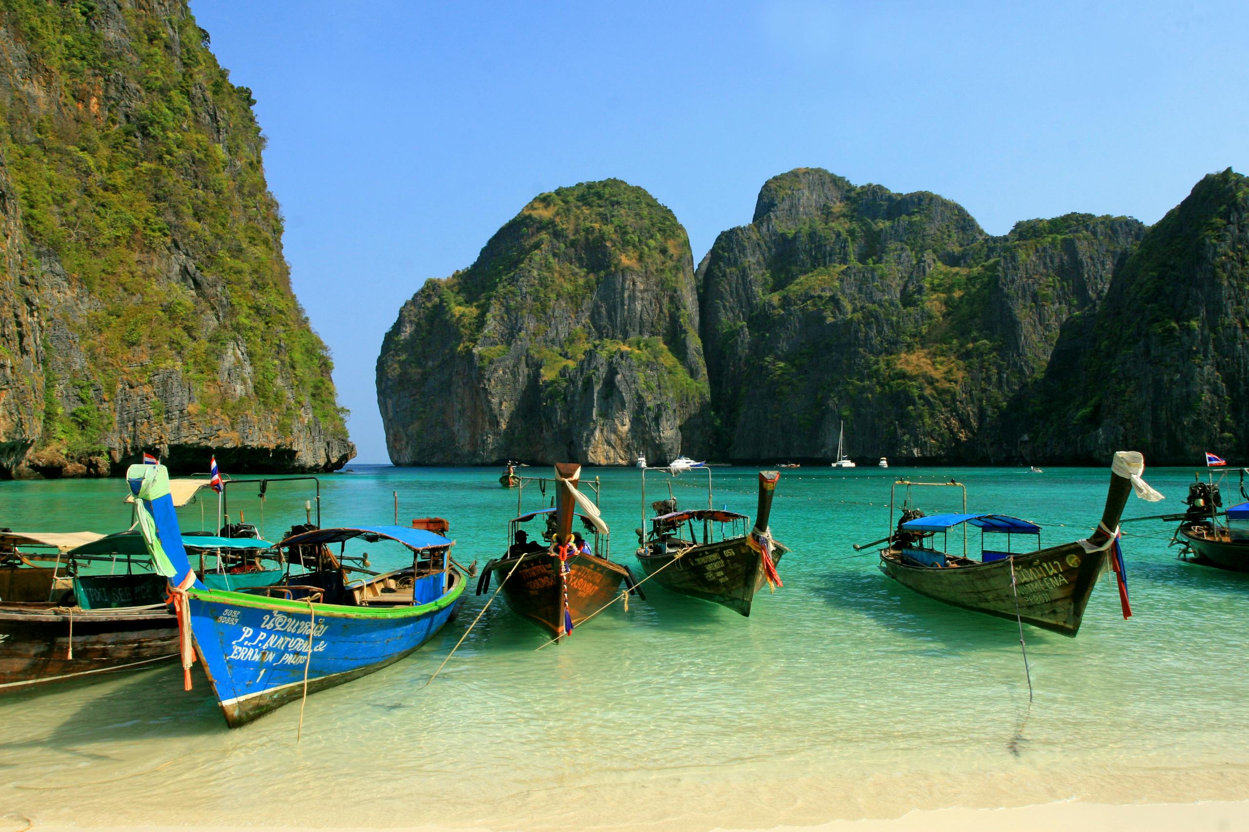12 Places Where Modern Travel Feels Structured – Her Life Adventures